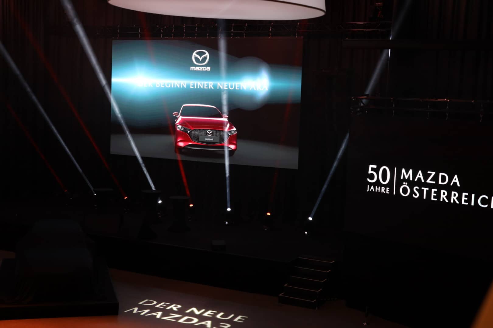 LedTek bei Mazda Österreich LED Wand Verkauf und Vermietung LEDTEK ...